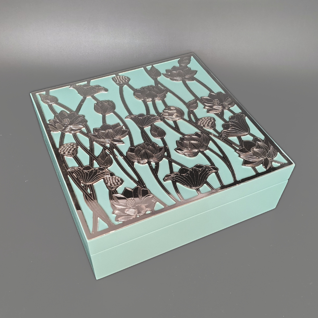 Lotus Jali Box – Elunique
